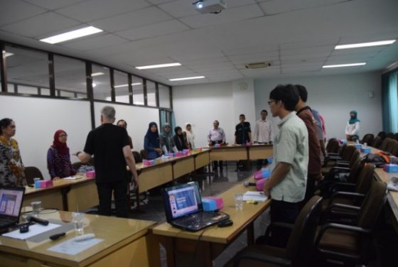 Dosen Tamu Prof. Dr. Ing Wolfram Stanek, Koblenz University di Prodi ...