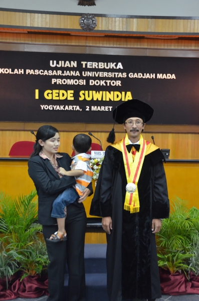 Promosi Doktor I Gede Suwindia, Agama & Lintas Budaya – Sekolah ...