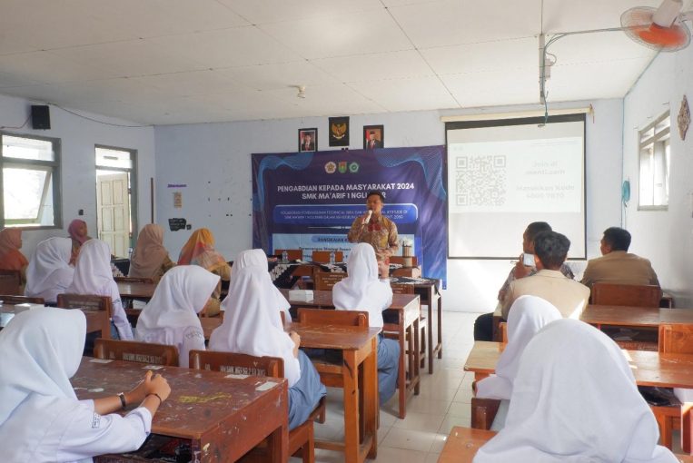 PKM Tannas UGM Bekali Siswa SMK Ma’arif 1 Ngluwar Branding – Sekolah ... PKM Tannas UGM Bekali Siswa SMK Ma’arif 1 Ngluwar Branding – Sekolah ...