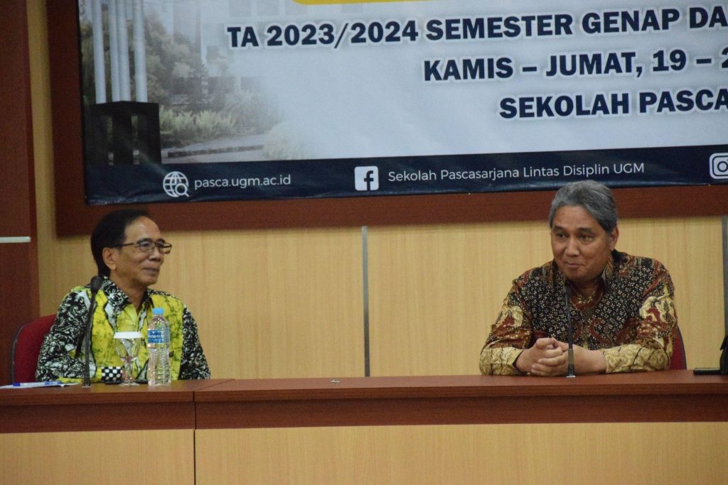 Ditjenbud Beri Kuliah Umum Kepada Maba SPs UGM, Sampaikan Administrasi ...